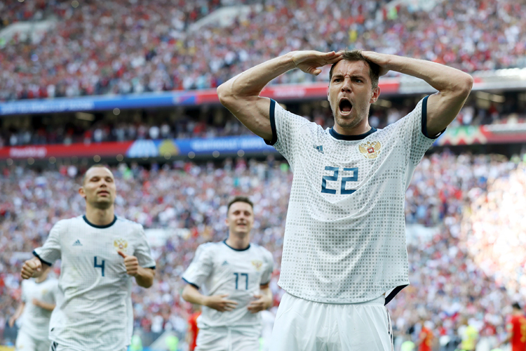 FIFA World Cup 2018: Not elegant but functional, Russia's Dzyuba a ...