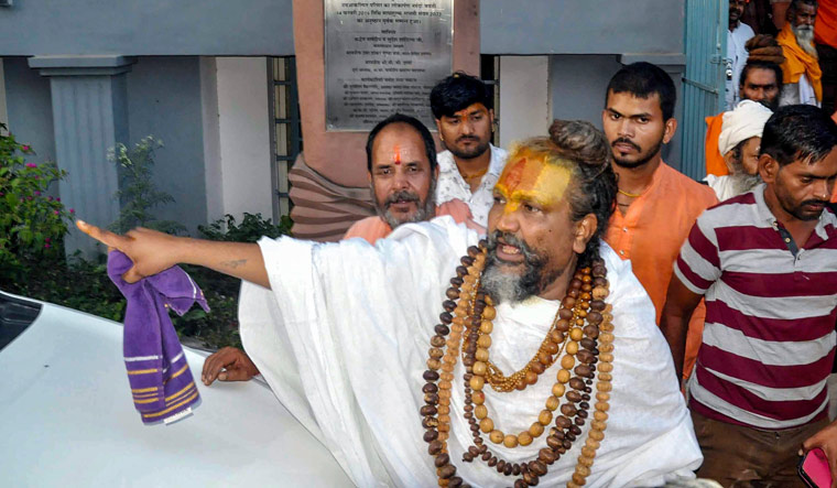 MP Assembly Elections 2018: Computer Baba launches campaign to unite ...