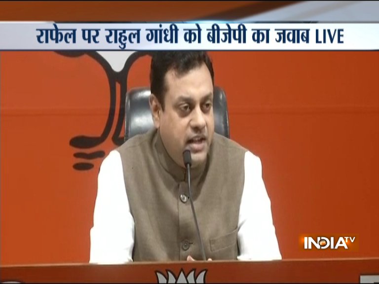 Rafale row: After Rahul Gandhi calls PM Modi 'corrupt', BJP launches ...