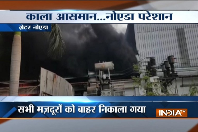 Up Massive Fire Breaks Out At Greater Noida Company Smoke Spreads