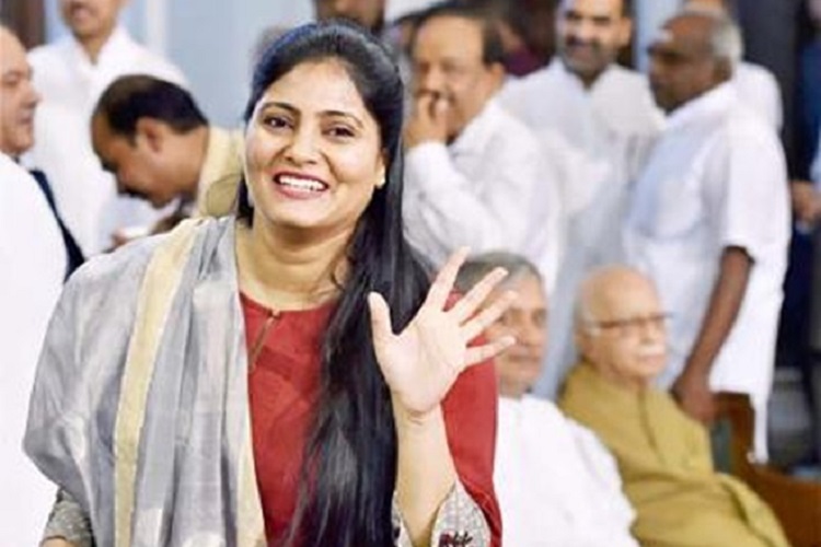 Anupriya Patel skips Yogi's Deoria prog, day after her party chief's ...