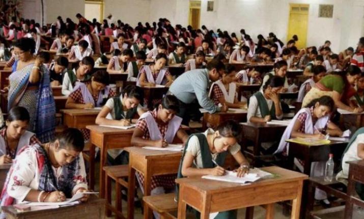 10% EWS quota in government recruitment from February 1: Centre | India ...