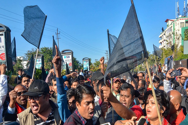 Assam Bandh: Protesters vandalise BJP offices at many places | India ...