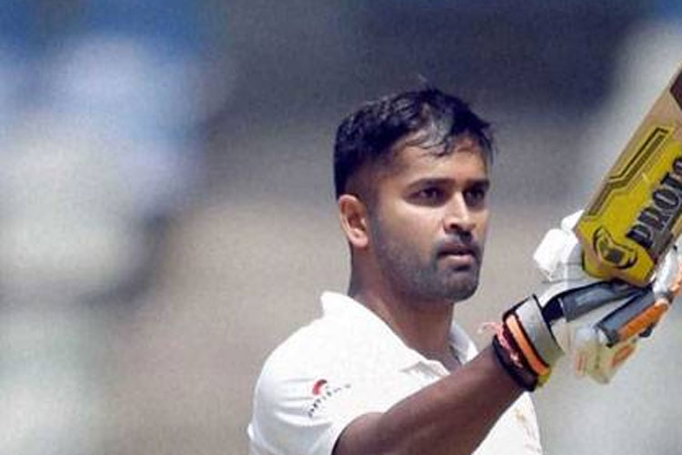 Ranji Trophy: Vinay Kumar, Ronit More rescue Karnataka with dogged ...