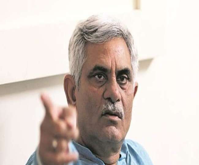 Haryana minister Manish Grover, ex-Cong MLA B B Batra booked for ...