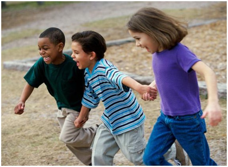 Kids learn new words best from their peers; Know more | Relationships ...