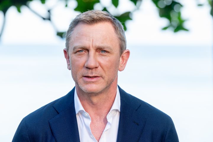 Post injury, Daniel Craig to reportedly resume Bond 25 shoot within ...