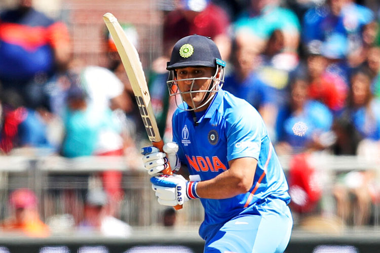 Former India football captain Bhaichung Bhutia backs MS Dhoni's form ...