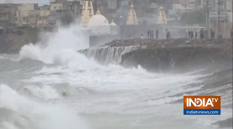 Gujarat braces up as Cyclone Vayu inches closer | Top developments of ...