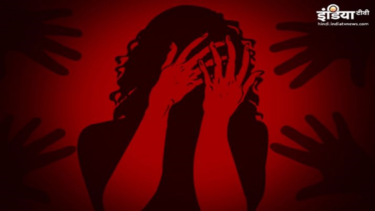 Chhattisgarh: FIR against two cops for `molesting' woman colleague ...
