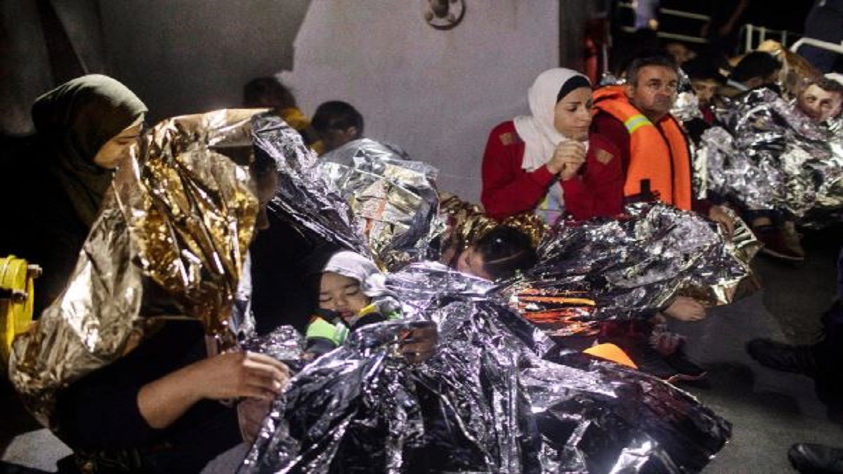 US curtails 2020 refugee cap to 18,000 people | World News – India TV