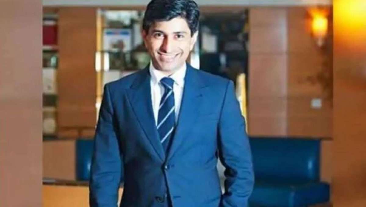 Ratul Puri led lavish life, travelled in private jets, visited night ...