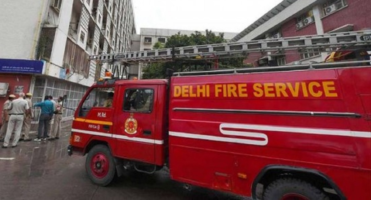 Fire breaks out at ITO in Delhi; fire fighting operations underway | India News – India TV