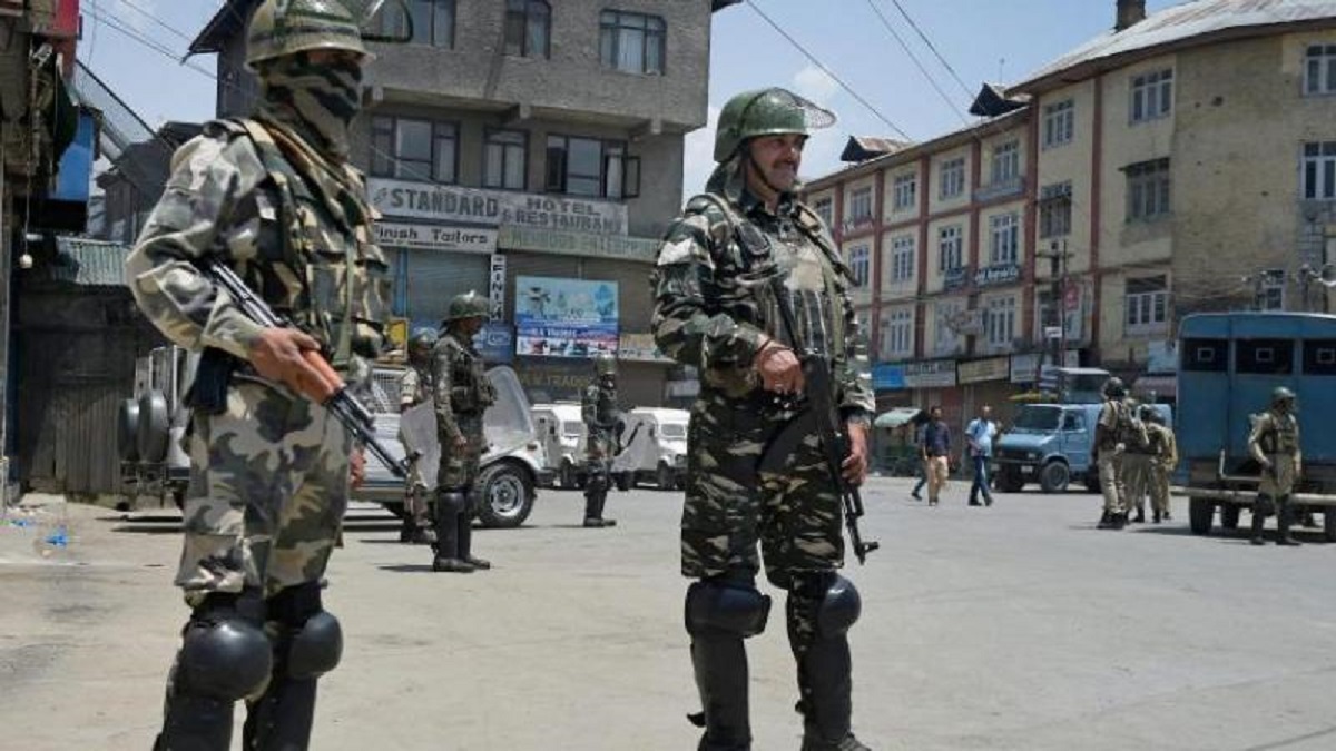 Two terrorists killed in ongoing operation in Jammu and Kashmir's Bandipora | India News – India TV