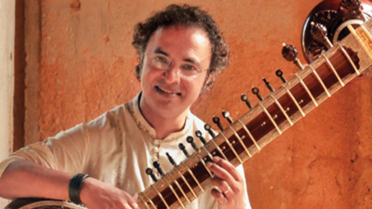 Musician Shubhendra Rao accuses airline of breaking his sitar | Music ...