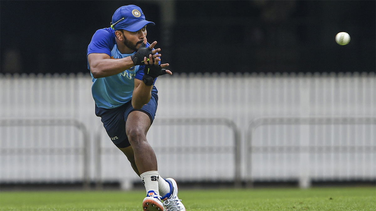Kedar Jadhav: Under-bowled in recent times, experts divided on his ...