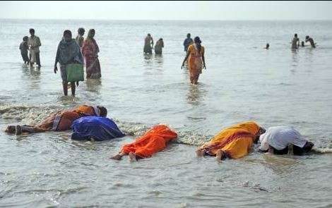 Eco-friendly bags made by Kolkata jail inmates for Gangasagar pilgrims ...