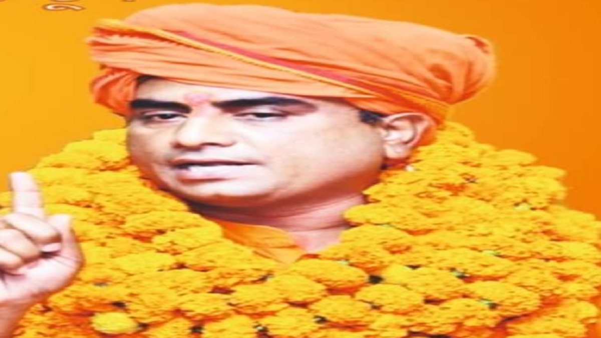 Vishwa Hindu Mahasabha leader Ranjeet Yadav shot dead in Lucknow's ...