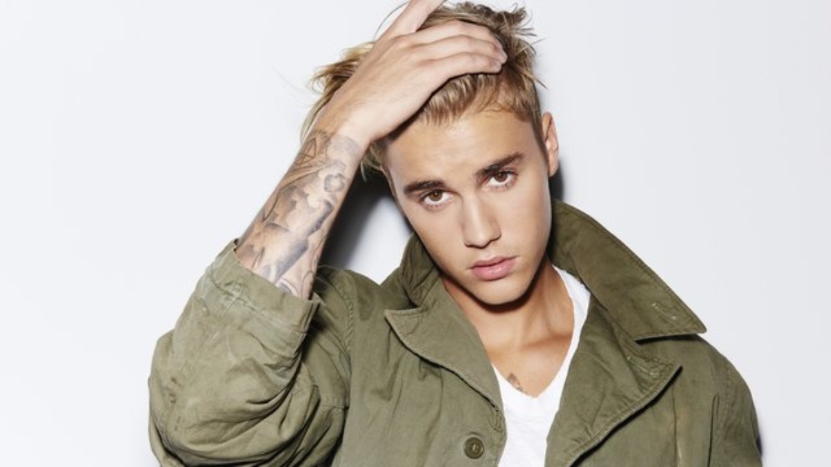Justin Bieber surprises superfan on his YouTube docuseries Seasons ...
