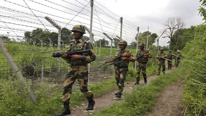 3 militants killed in encounter in J&K's Shopian – India TV