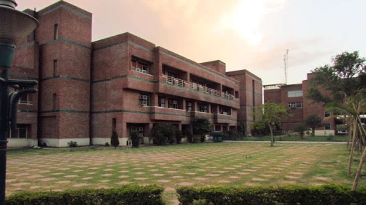 No fee revision this year, says NSUT amid students' protest | Education ...