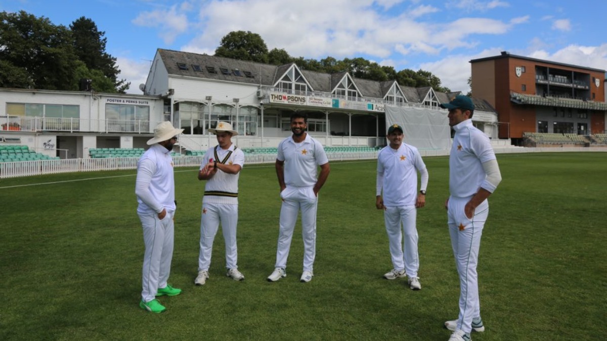 No logo on Pakistan players' training kits due to lack of sponsor ...