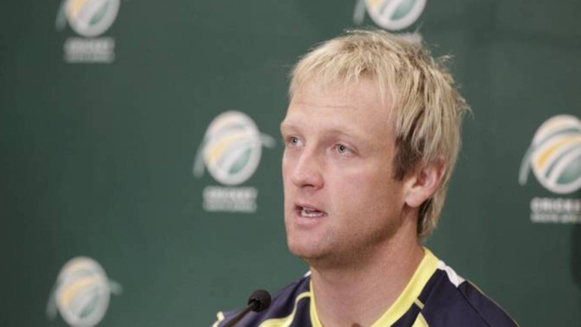 Cameron White calls time on professional career, to focus on coaching ...