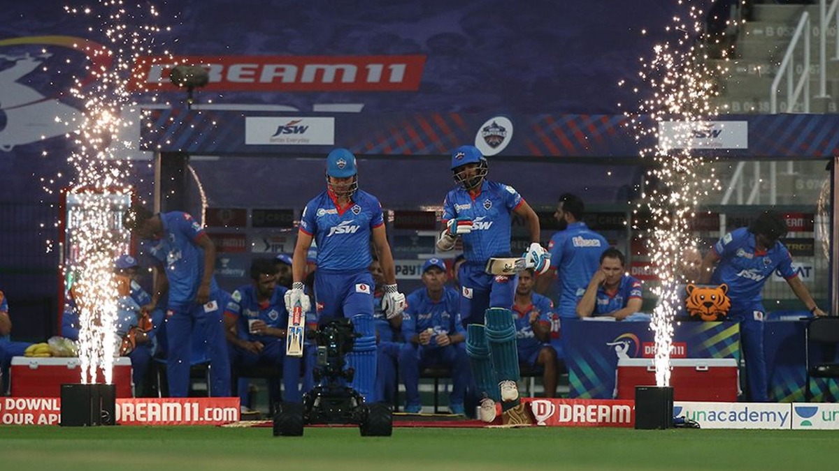 IPL 2020, Qualifier 2 | Easy to bat with Shikhar Dhawan, he takes the ...