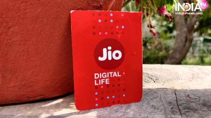 Jio partners Firework for video 'stories' | Technology News – India TV