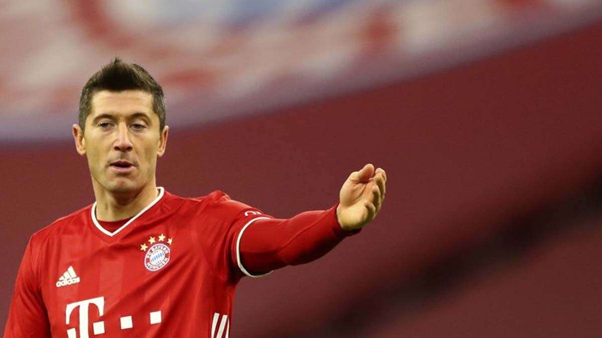 Robert Lewandowski returns from injury, targets scoring record ...