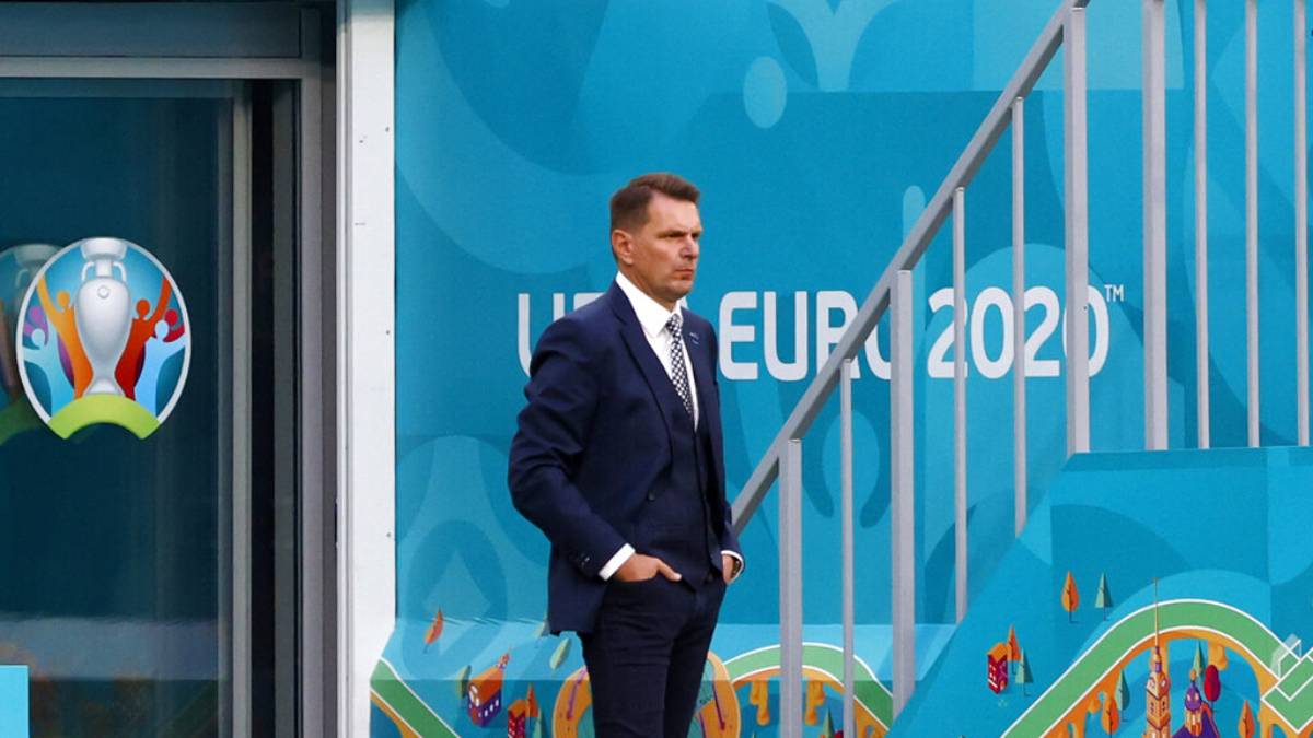 EURO 2020: Slovakia coach says defender Denis Vavro positive for COVID ...