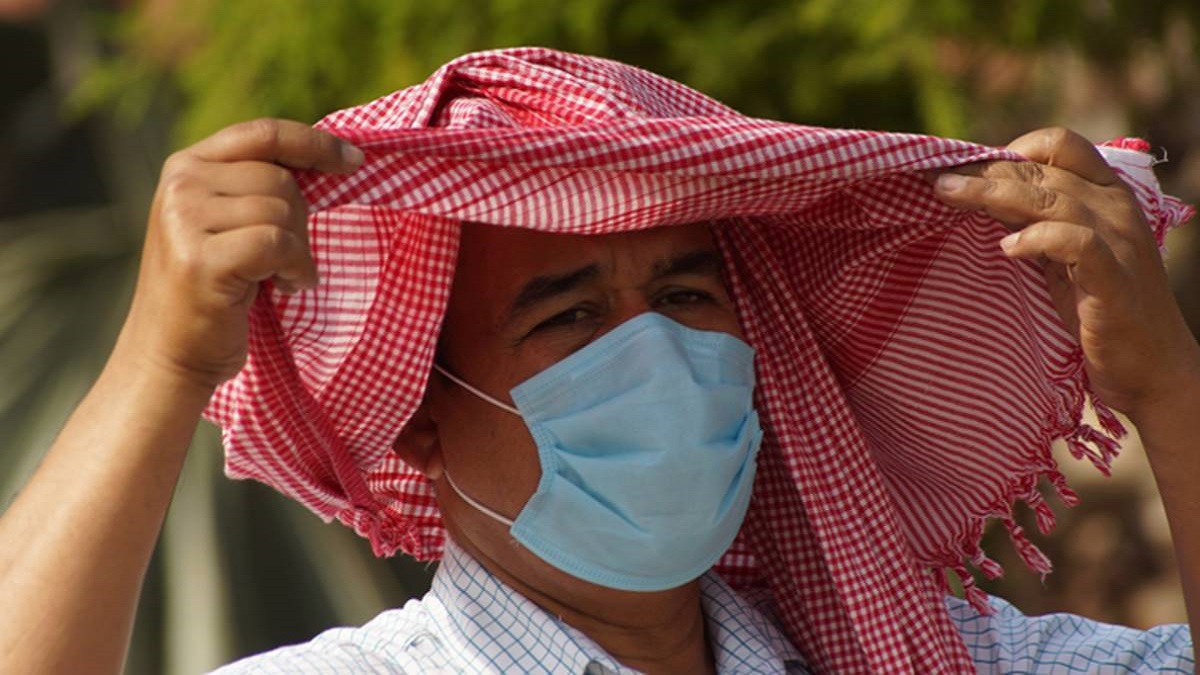 Humid Friday in Delhi, light rain likely on Saturday | India News ...