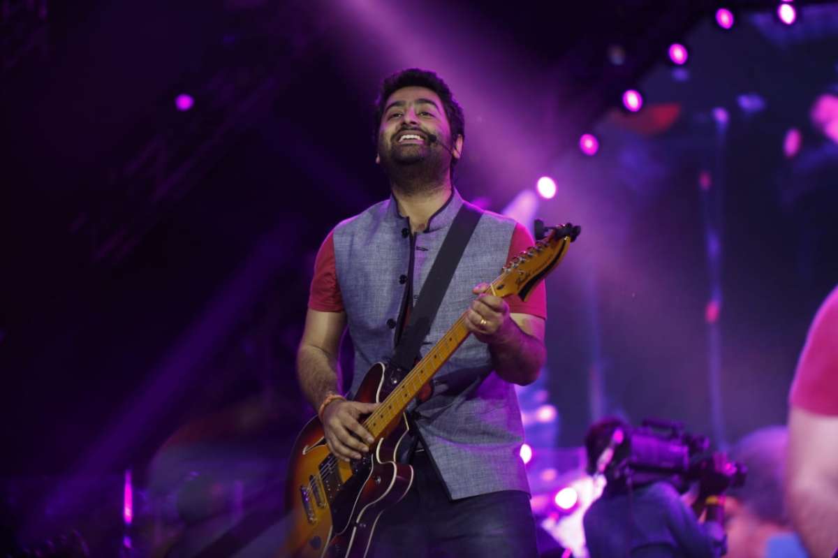 TMC-BJP slugfest over cancellation of Arijit Singh's concert | India News – India TV