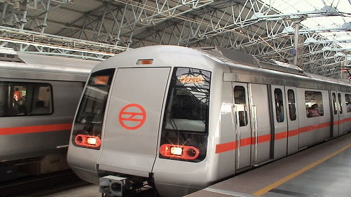 Delhi Metro services affected on Red Line section technical issues dmrc ...