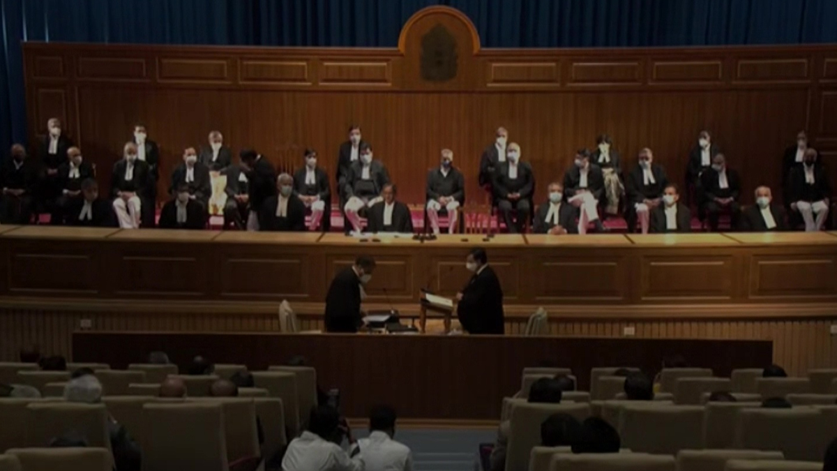 Nine new Supreme Court judges take oath, strength rises to 33 | India News – India TV