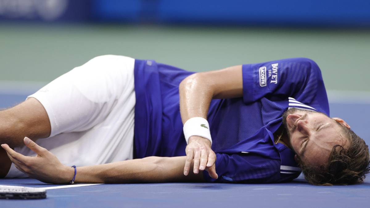 US Open: Medvedev pulls off 'dead fish' celebration after historic win over Djokovic | Tennis ...