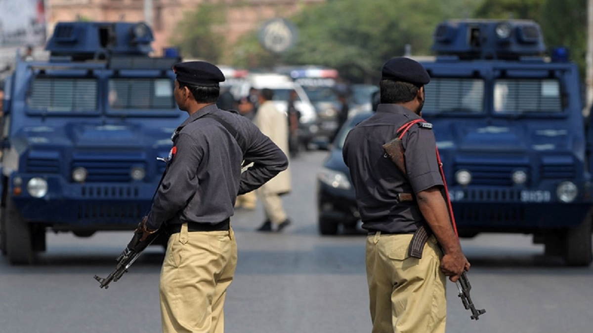 Pakistani police foil terror bid arrest 3 terrorists latest updates ...