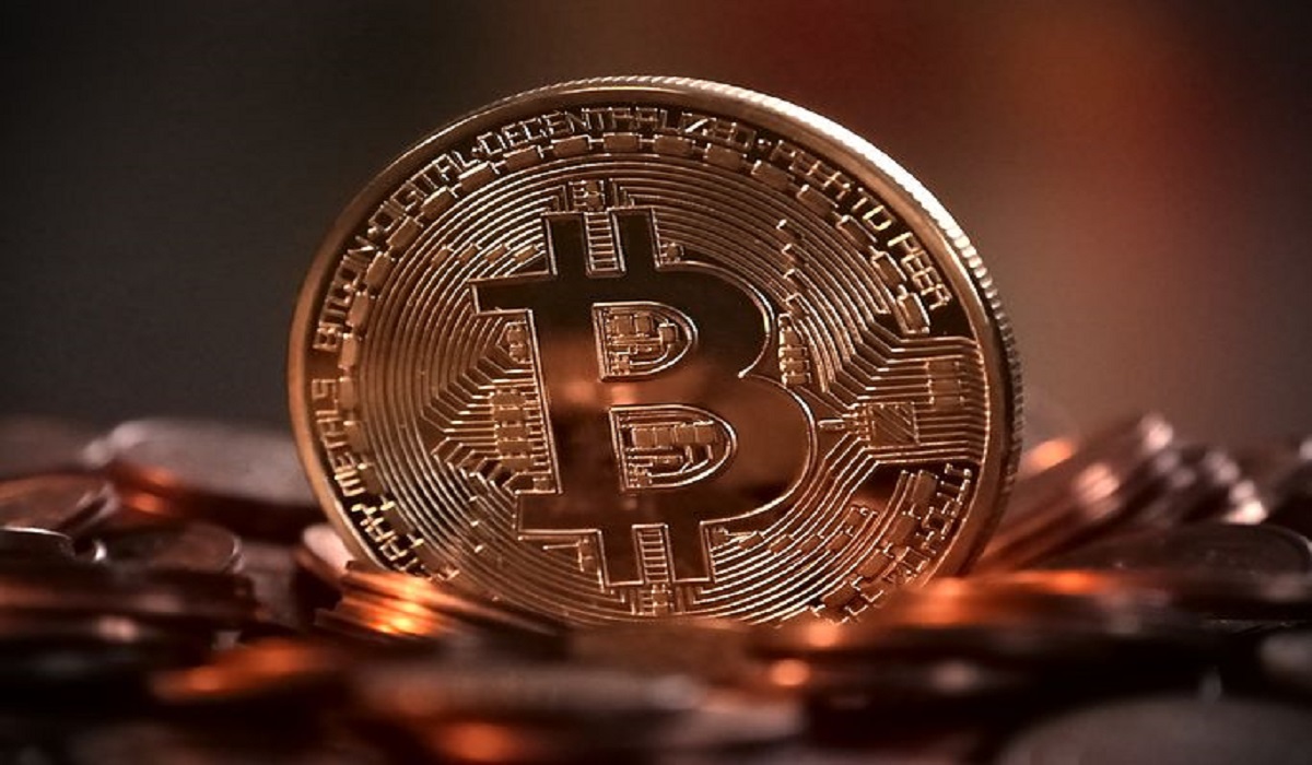Karnataka Bitcoin Scam: Prime accused Sriki has links with Congress ...