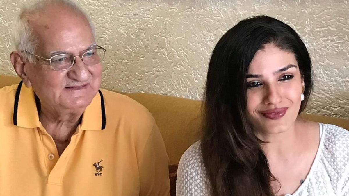 'My life will never be the same' Raveena remembers late father Ravi ...