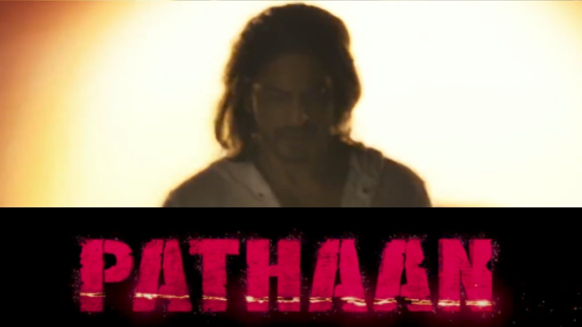 King is back! Shah Rukh Khan fans celebrate Pathaan announcement, SRK ...