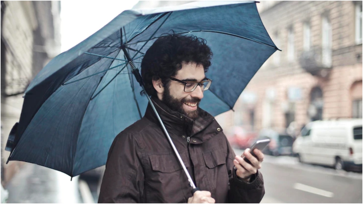 Delhi rains: Netizens share funny memes, say monsoon makes you want to ...