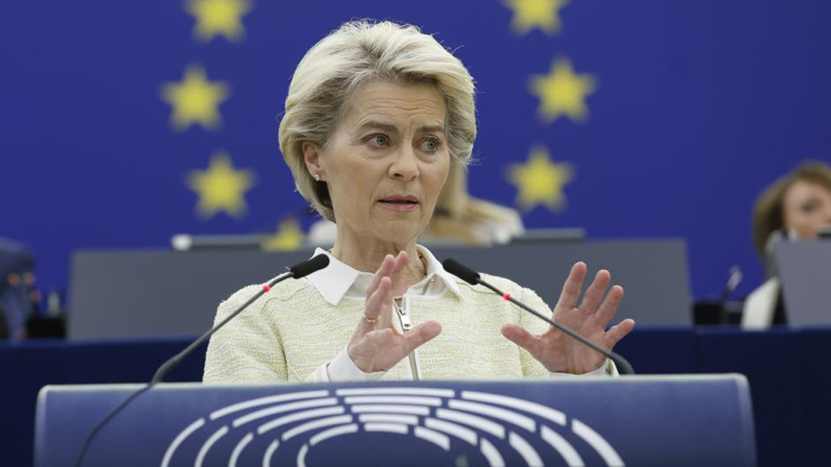 Ukraine war: Top European Union leader calls for Russian oil ban ...