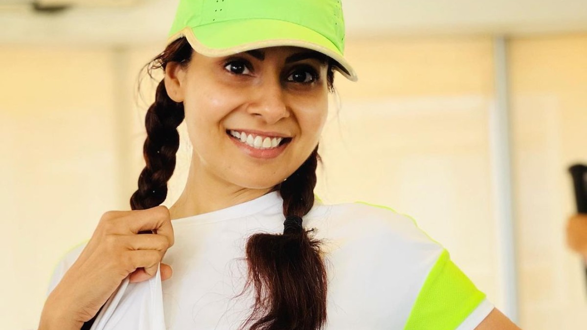 Chhavi Mittal undergoes radiotherapy post-breast cancer surgery ...