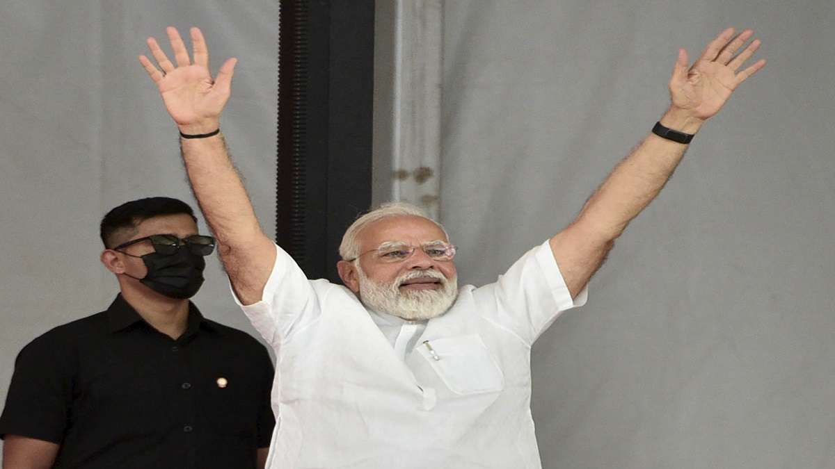 Why is PM Modi trying to win the hearts of Patidars? Read to know ...