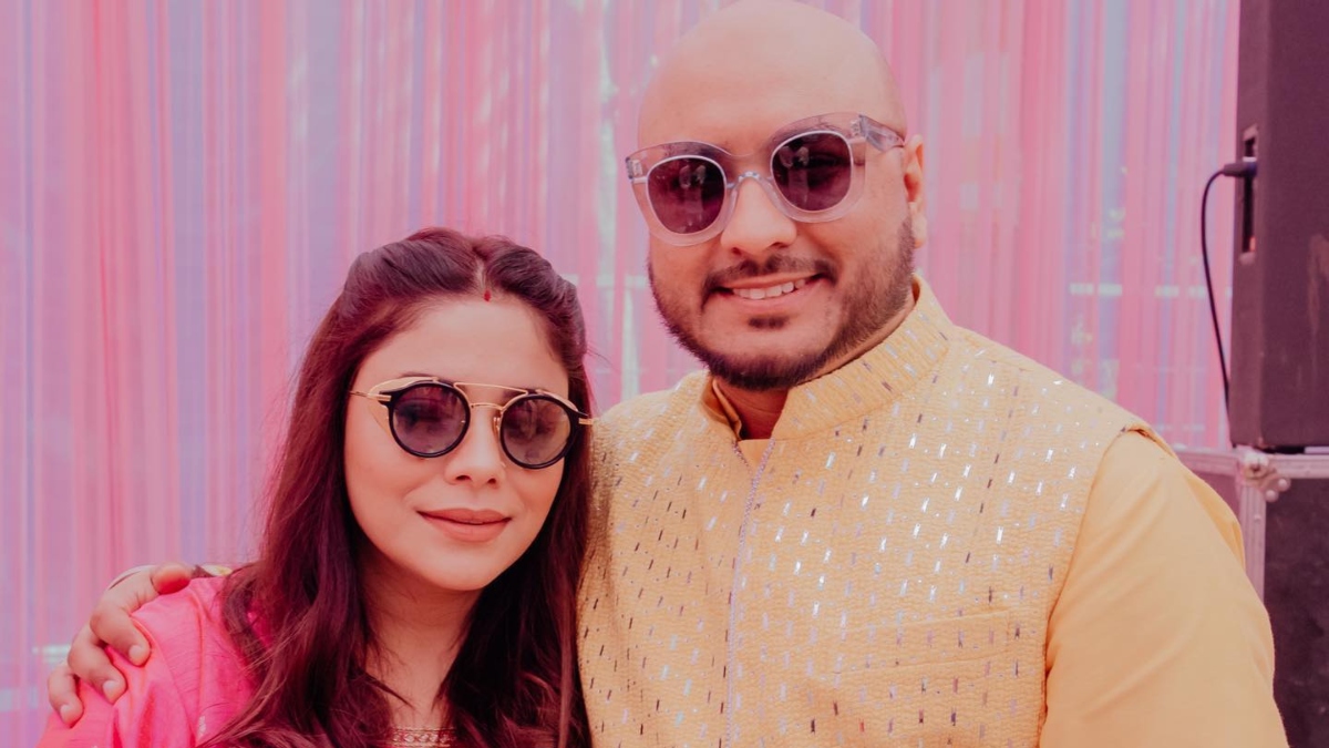 B Praak pens emotional note for son who died at birth, names him Fazza ...