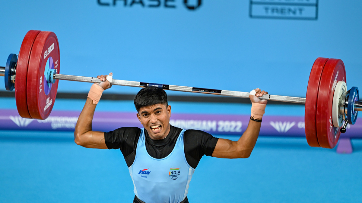From serving tea at father's 'paan tapri' to winning CWG silver medal ...