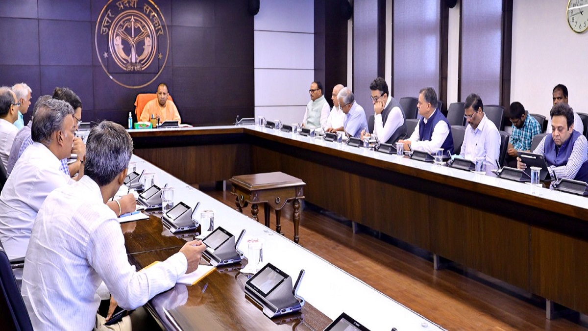 Uttar Pradesh government transfers 13 IAS officers, appoints 3 new ...