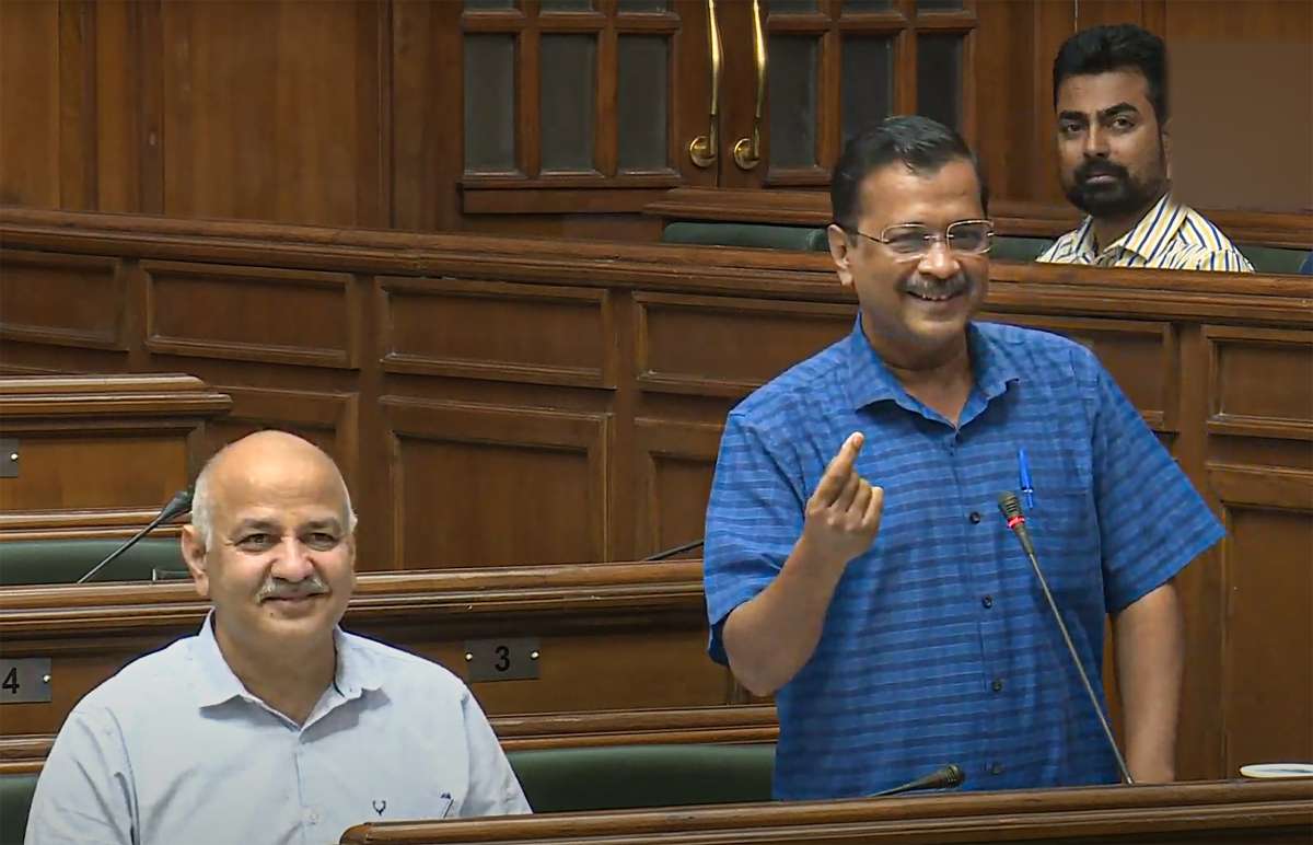 BJP alleges corruption in construction of classrooms in Delhi govt ...