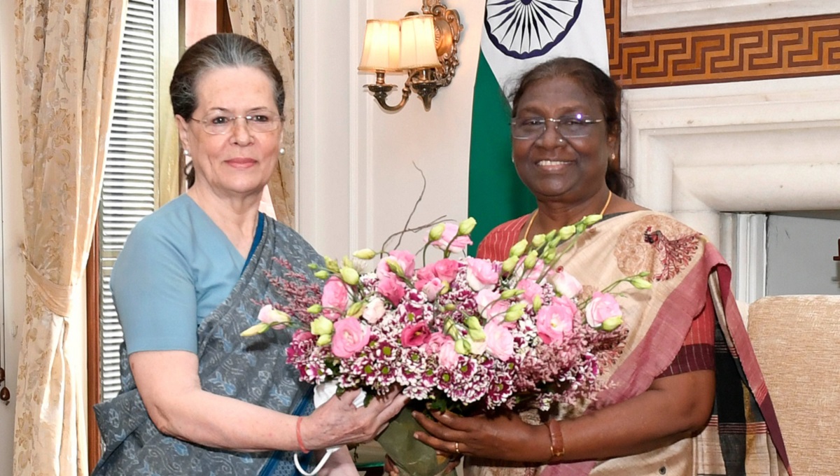 Sonia Gandhi calls on President Droupadi Murmu | India News – India TV