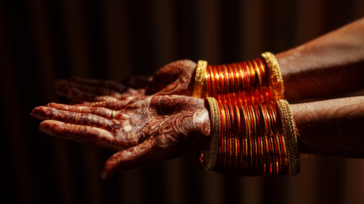 Scared of chemical-infused Henna? Keep your hands safe with DIY mehendi ...